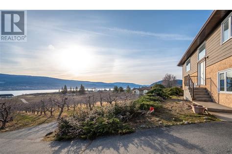 9800 Giants Head Road Summerland — For Sale 999000 Zoloca