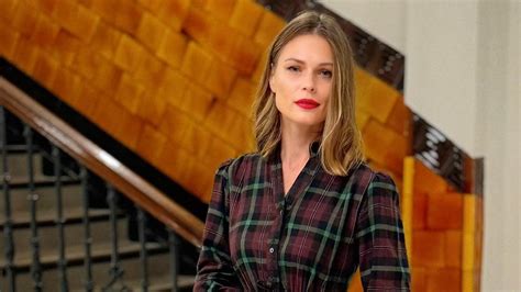 Ольга Фреймут пожаловалась на агрессивное поведение в Польше видео инцидента Show24