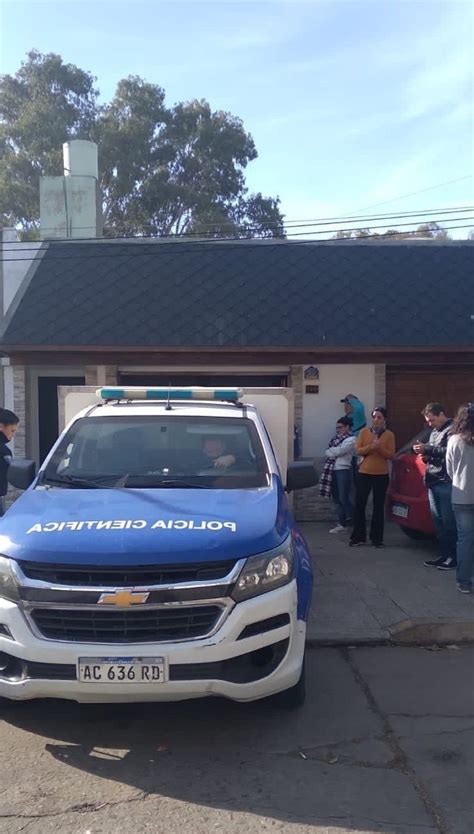 Un Hombre Murió En Una Casa De La Plata Y Su Papá Fue Encontrado En