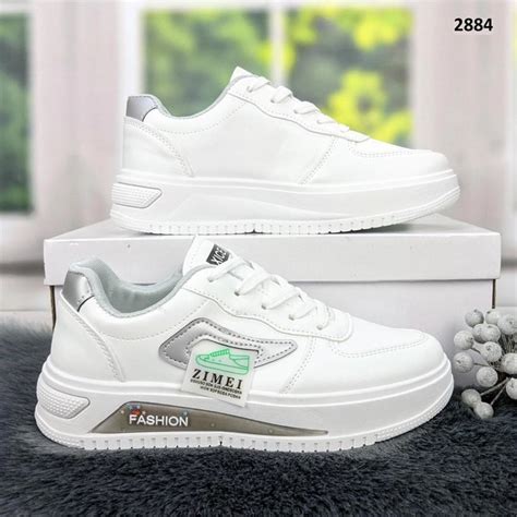 Кросівки жіночі Fashion білі на шнурках на високій підошві 39 р 23 5 см 2884 від продавця