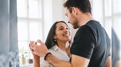 30 வயதுக்கு பின் உங்கள் செக்ஸ் வாழ்க்கையை மேம்படுத்த இந்த விஷயங்கள் அவசியம் லைஃப்ஸ்டைல்