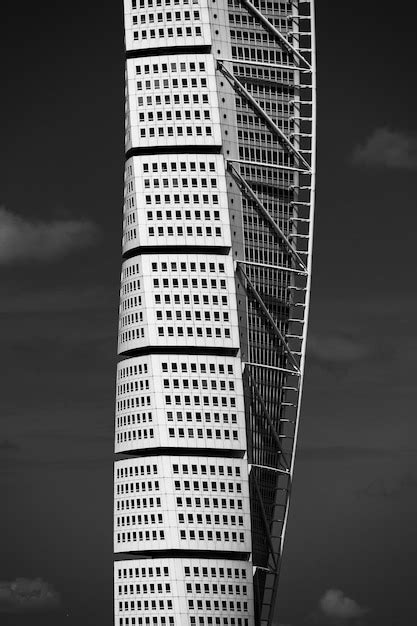 Premium Photo Twisted Architecture Premium Photo Twisted Architecture