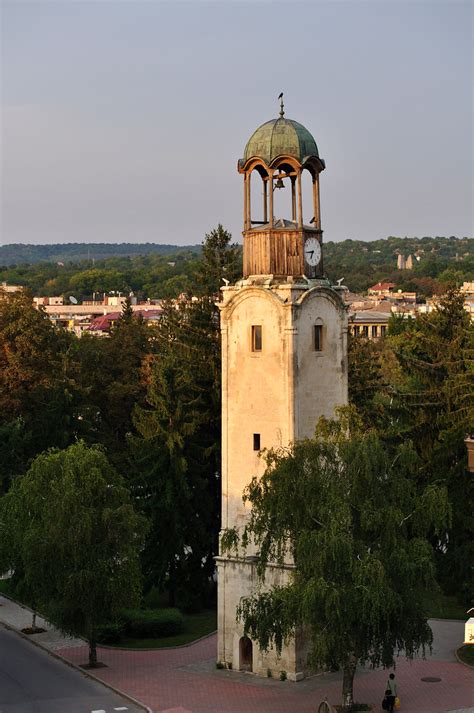 Часовниковата кула The Clock Tower Символът на Разград … Flickr