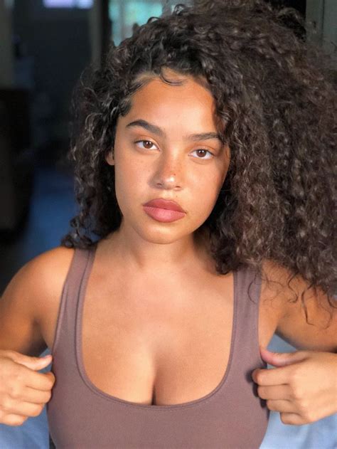 Pin By Queenmentality On Tens And Better Curly Hair Styles Hair Beauty Long Natural Curly Hair