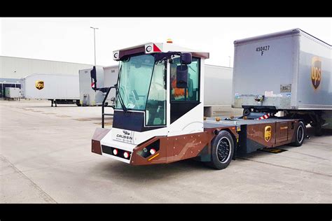 Pilotprojekt Autonome Elektro Shifter Im Ups Hub London Elektromobilität E Mobilität Pilotprojekt Autonome Elektro Shifter Im Ups Hub London Elektromobilität E Mobilität