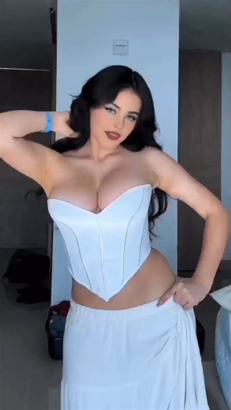 ‎رقص کلیپ دابسمش چالش‎ ‎این رقص زیبا تقدیم به نگاه پرمهرتون💙 💫لا یک ک امنت فراموش نشه🥰 💫فال و