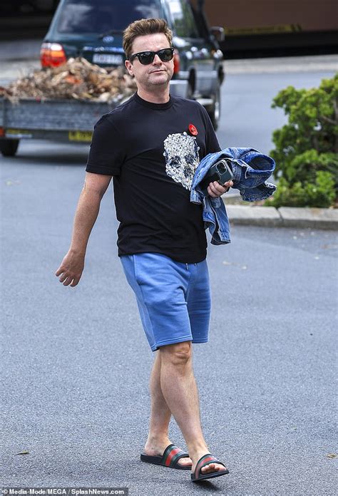 Im A Celebrity Host Declan Donnelly Carries His Son Jack 16 Months As He Heads Out For A