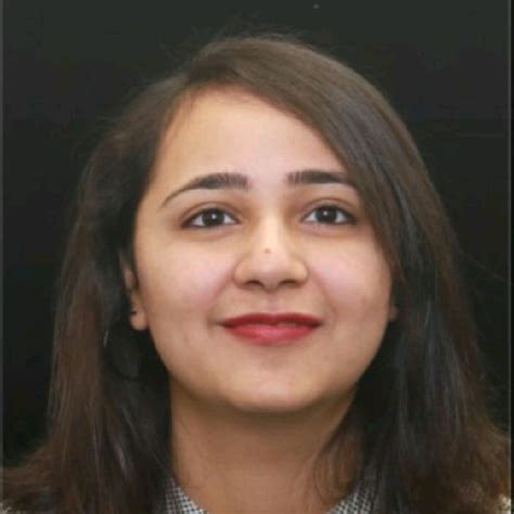 Shivani Thakkar Software Development Engineer Amazon Web Services