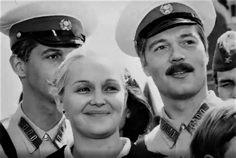 "Рожденная революцией". 10 серий, снятых за 3 года для повышения ...