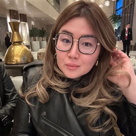 Laura Muhambetzhan Laura Muhambetzhan Threads Say More