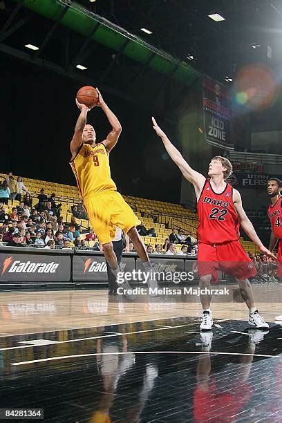 Melissa Acker Photos And Premium High Res Pictures Getty Images