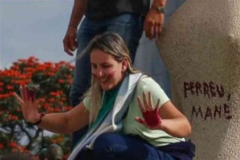 “perdeu Mané” Débora Deixa Prisão E Chega Em Casa No Interior De Sp Metrópoles