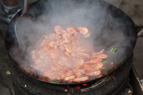 무료 이미지 요리 식품 캠프 불 고기 야외 파티 맛있는 새우 그릇 비등 바베큐 그릴 인간 행동 야외 그릴