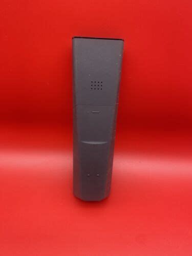Comcast Xfinity Cable Tv Voice Activated Command Remote Xr15 V2 Uq For