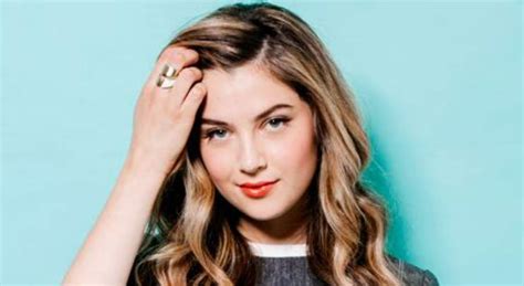 Zoe Levin Body Measurements Height Weight Bra Size Shoe Size