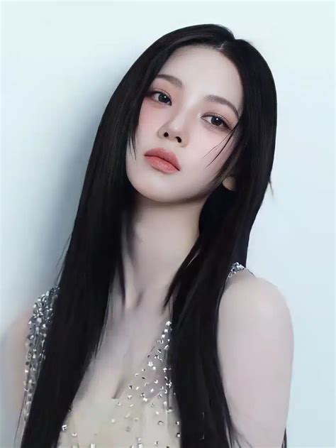 카리나 이 화보 분위기 진심 좋네요 팬플러스 커뮤니티