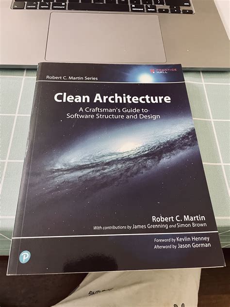 Clean Architecture Robert C Martin Series Computers And Tech Office