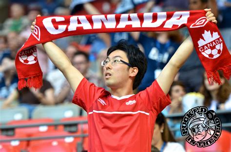 Fans•kevin Small Pucked In The Head