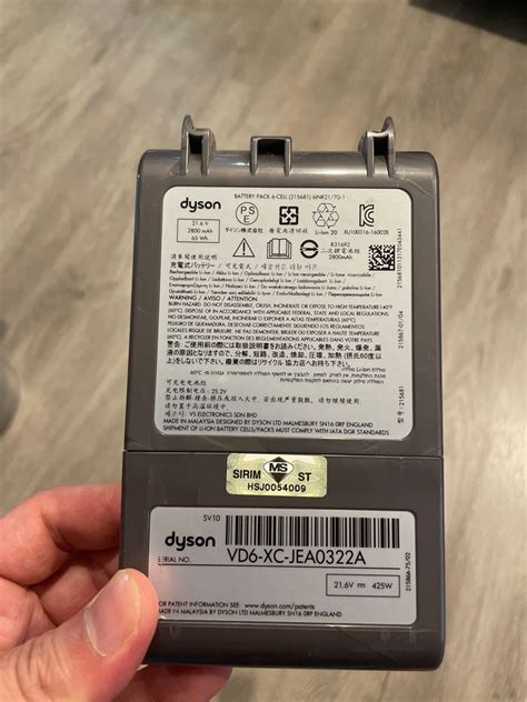 Faulty Original Dyson Battery Tv And Home Appliances Vacuum Cleaner And Housekeeping On Carousell