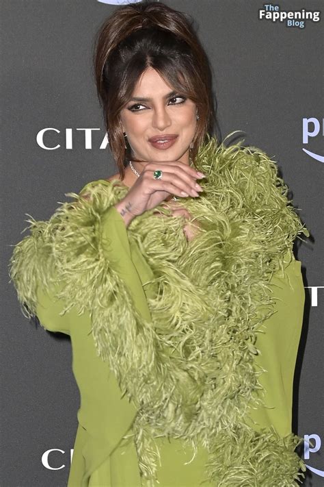 Priyanka Chopra Jonas Displays Her Cleavage At The Premiere Of Citadel In Rome Photos