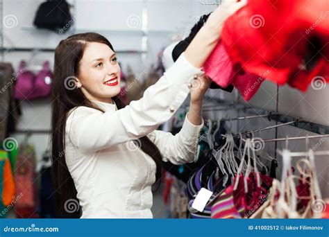 Девушки выбирают лучших