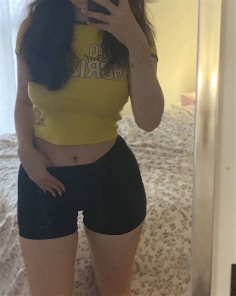 Val Of Off On Twitter Booty Time Comment If Youd Spank Me