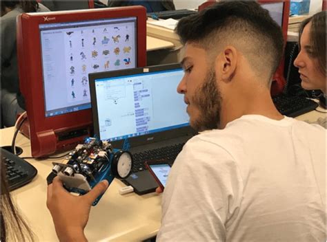 Students Programing The Mbot With The Mblock Programing Language Download Scientific Diagram