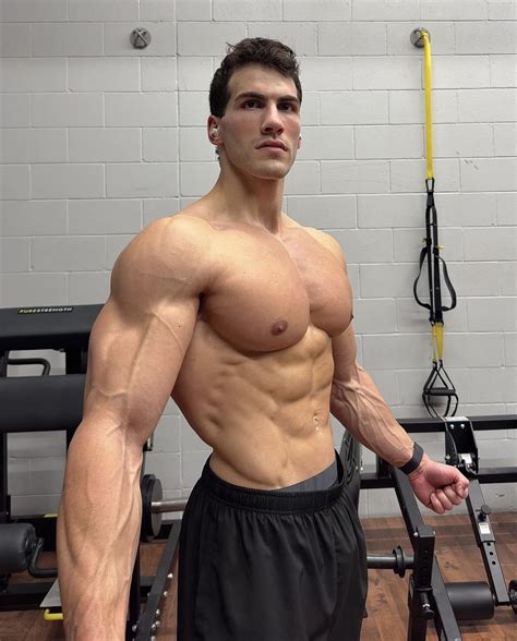 Pin On Logan Foote Bodybuilder Model Kickboxer