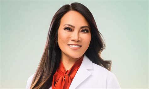 ‘dr Pimple Popper Breaking Out Renewed For Season 2 At Lifetime