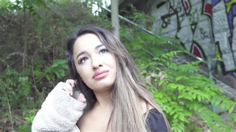 Winzige Latina Hat Einen Heftigen Fick Mit Einem Deutschen Casting Typen