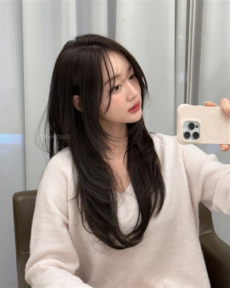 차홍룸 신논현점 김희영 레이어드c컬펌 C컬펌 미디움펌 레이어드컷 허그펌 보더펌 한장의 장면에서도 너무 예쁜 그녀에게 필요했던 스킨브라운 그리고 레이어드🩵 쿨톤 웜톤 모두