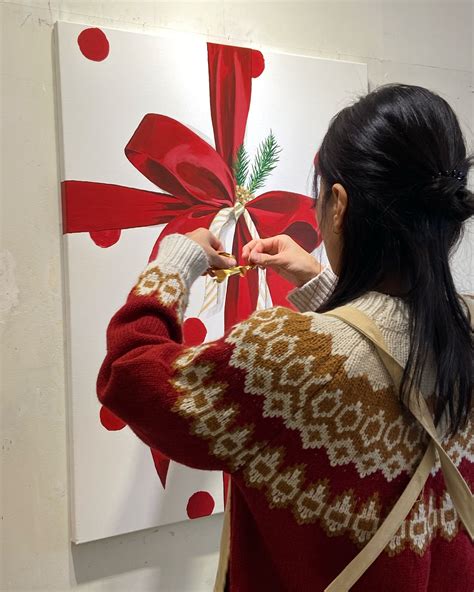 성수동작업실 성수취미미술 탐스러운 사과들 ️💚 복기운 가득 담은 선물용으로 작업해주신 사과그림이에요 다이닝룸에 들어가면 어찌나 더 예쁜지 ☺️ 처음으로 배우신