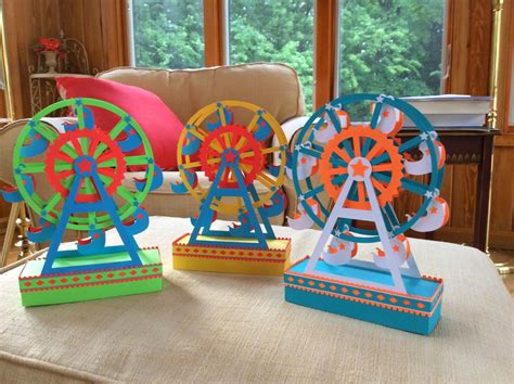 Papercrafts And Other Fun Things A Paper Ferris Wheel That Really Spins