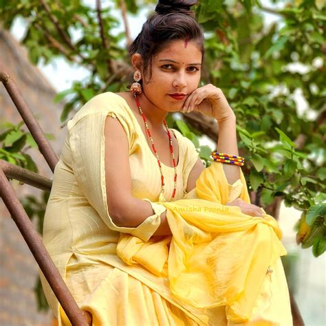 Amit Boss K Sath Dance Kaisa Lagta Hai Amisha Poonia