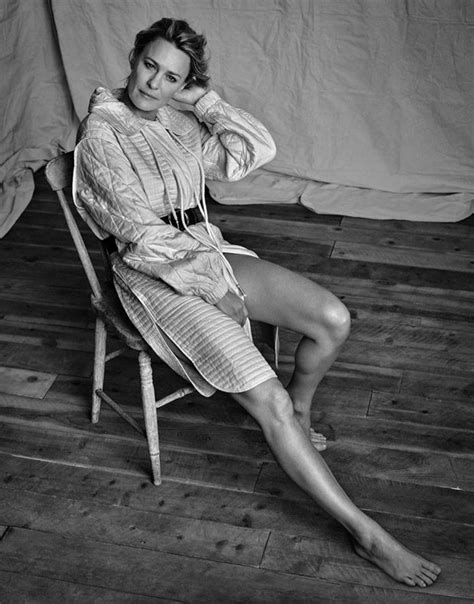House Of Cards Star Robin Wright Stuns For The Edit Magazine Cover Story