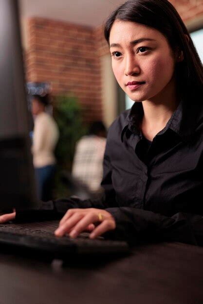 Premium Photo System Engineer Working On Programming Project For The