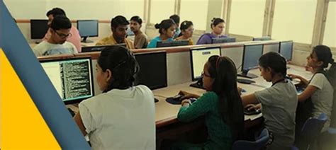 Computer Science Engineering Courses Services At Best Price In
