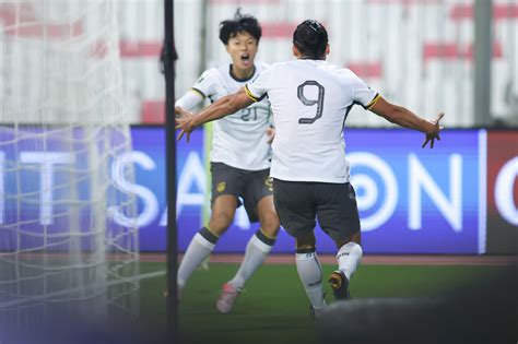 刺激！从被绝杀到反绝杀，国足客场1 0战胜巴林！