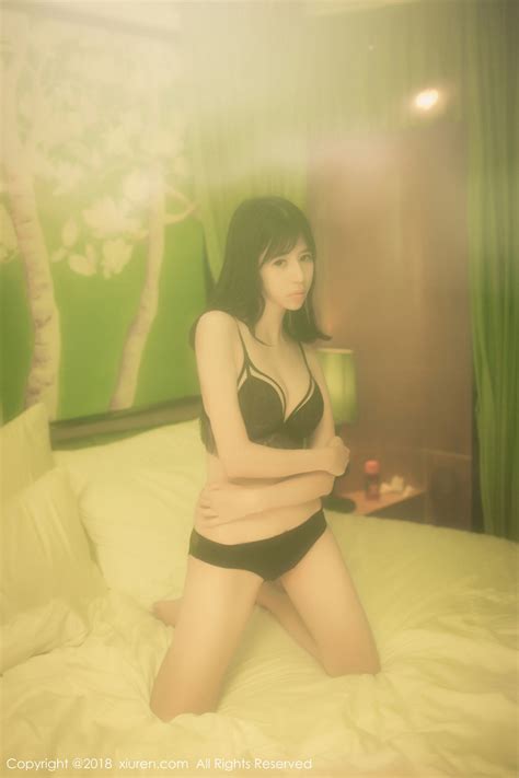 [xiuren秀人网]no 1026 嫩模艾栗栗居家黑色蕾丝内衣 户外清新美腿魅惑写真42p Ia 1400000131 Porn Pic Eporner