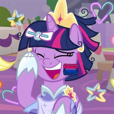 Twilight Sparkle Pfp With Bisexual Flag Made By Me