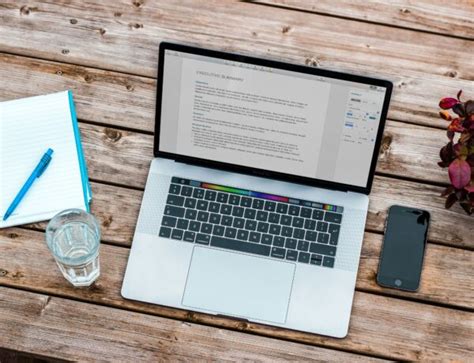 mastering minimalist writing saying more with less famous writing