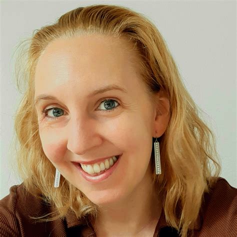 Romina Knauer Ce Sales And Marketing Controlling Samsung Electronics Gmbh Xing