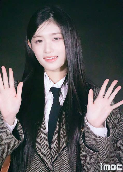 움짤 아이브 이서 Dive 서로를 비춘 밤~