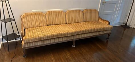 Beautiful 8 Ft Cushion Vintage Style Couch With Wood Trim Excellent