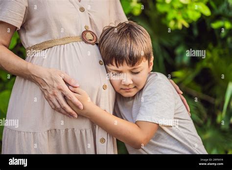 A Heartwarming Moment Captured In The Park As A Pregnant Woman After Shares A Special Bond