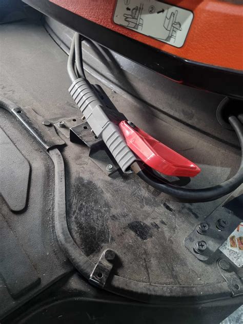 220500카운터지게차 충전기 수리요청 Dpl Service