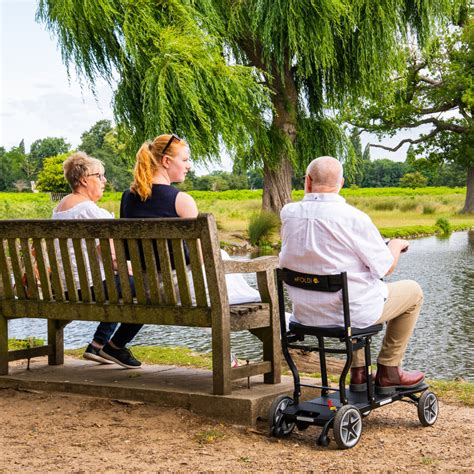 Ultra Lightweight 4 Wheel Bi Fold Mobility Scooter Efoldi