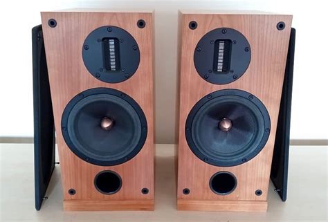 Proac Response D2 R Loudspeakers Ribbon Tweeter Like New Reverb