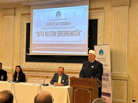 U PriŠtini Otvorena IzloŽba Svijet Pamti Srebrenicu Kosovski Muftija Naim Ternava Rekao Je Da