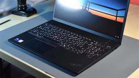 Análisis del portátil Lenovo ThinkPad T Gen Gran pantalla gran batería pero no gran